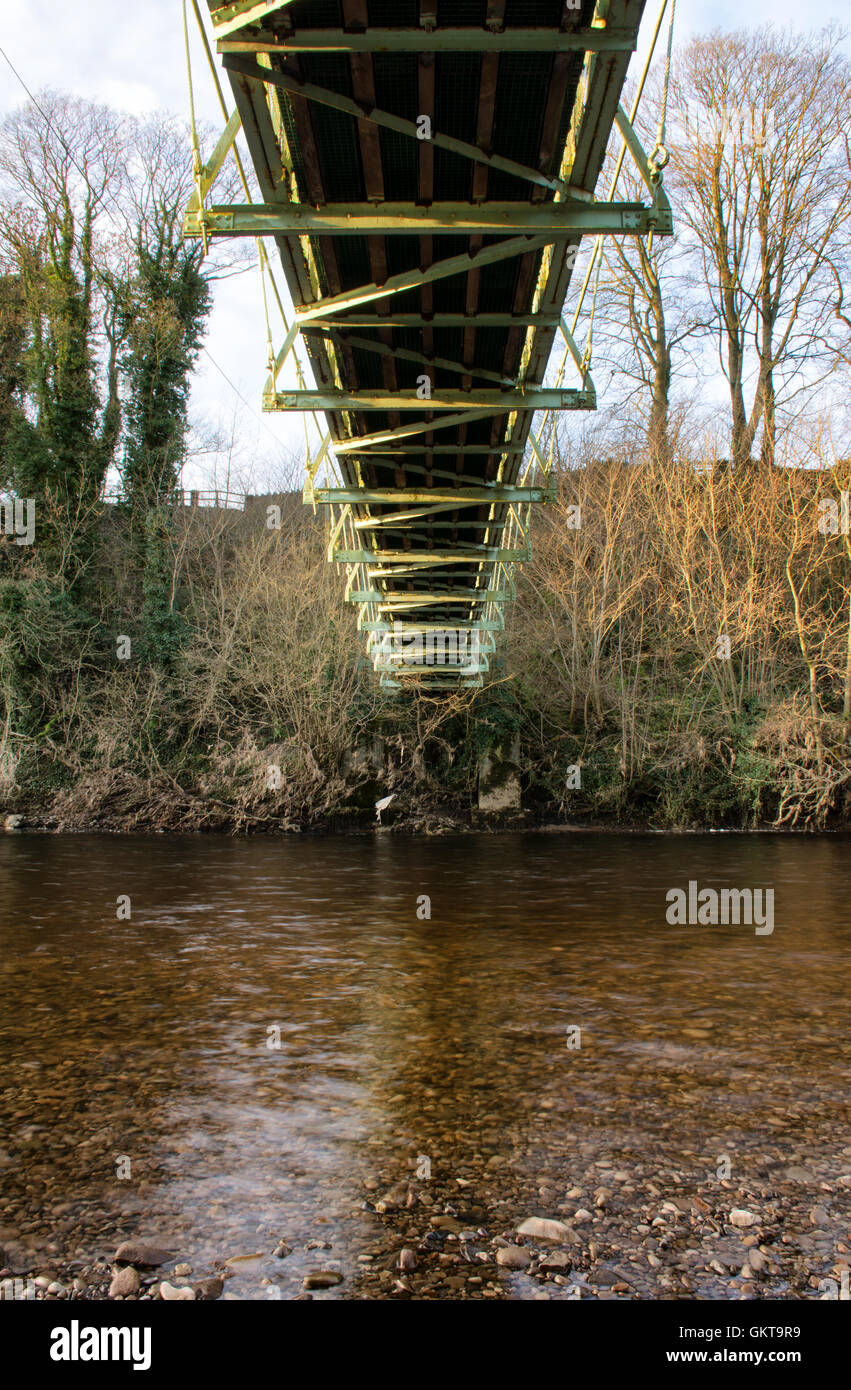 River wharfe footbridge hi-res stock photography and images - Alamy