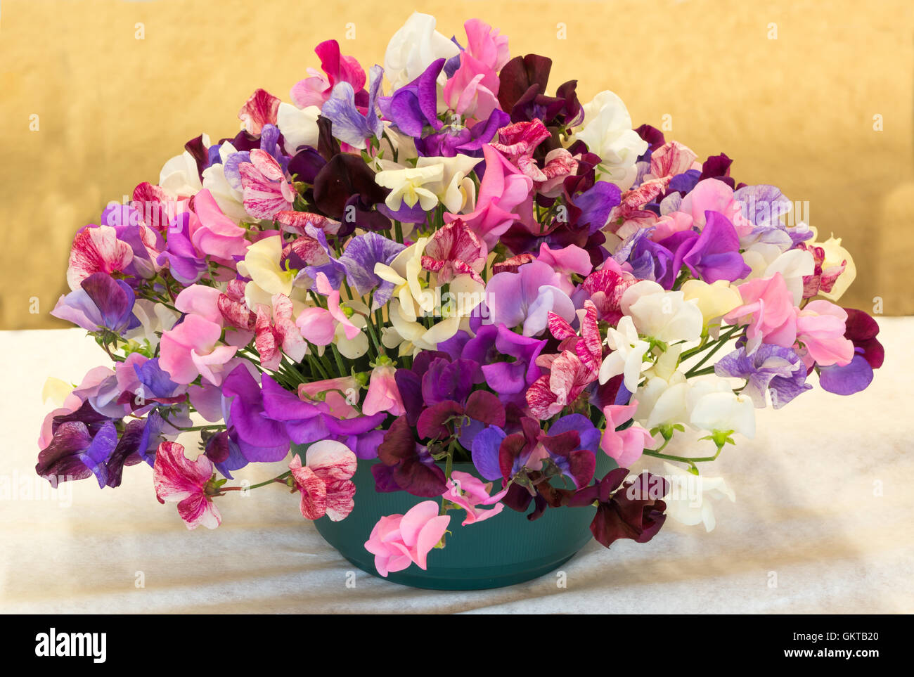 Sweet Pea Flower Bouquet