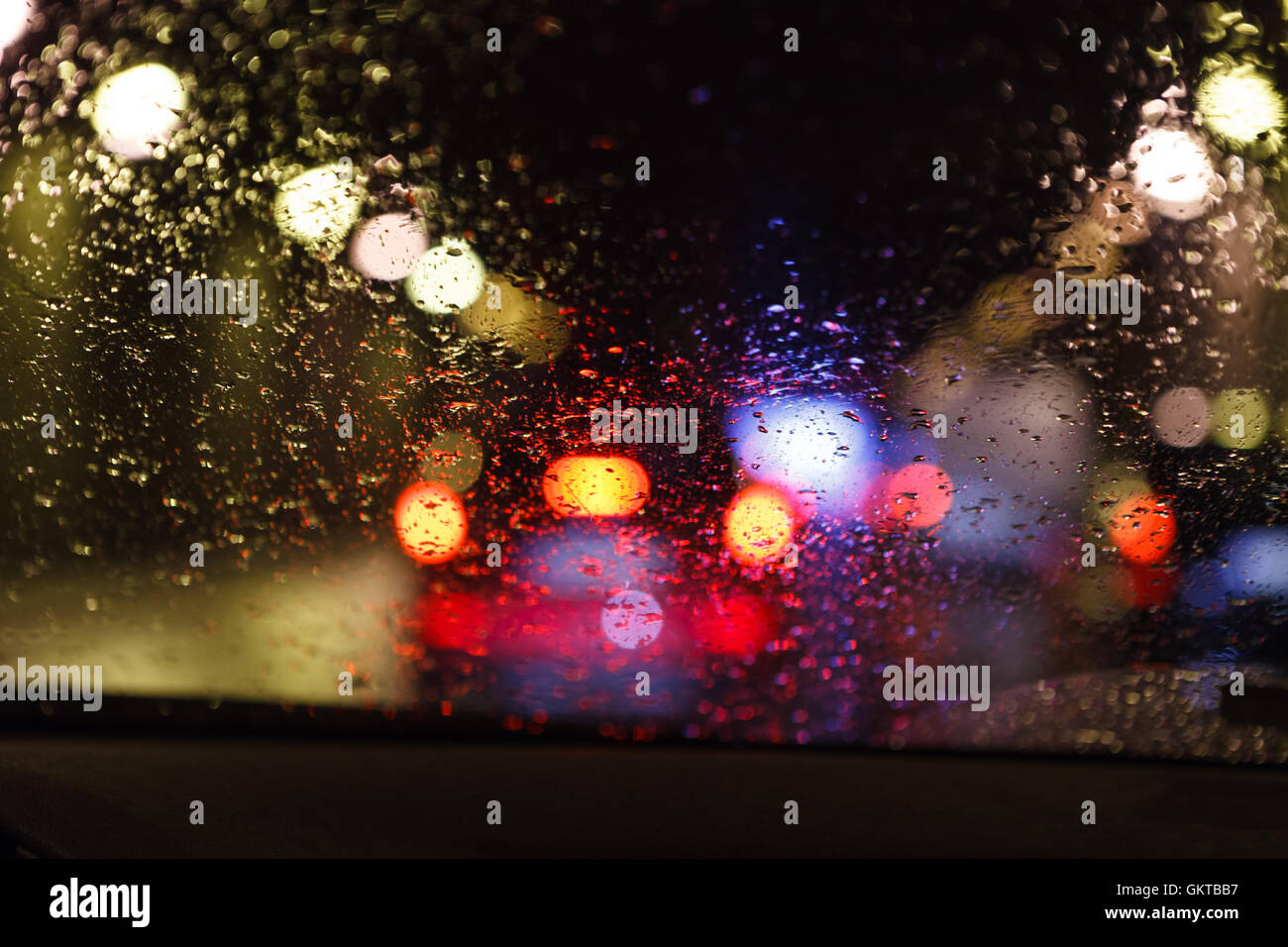 Dangerous driving weather hi-res stock photography and images - Alamy