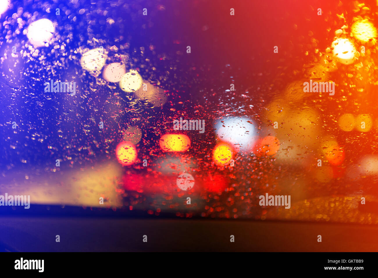 Police car chase hi-res stock photography and images - Alamy