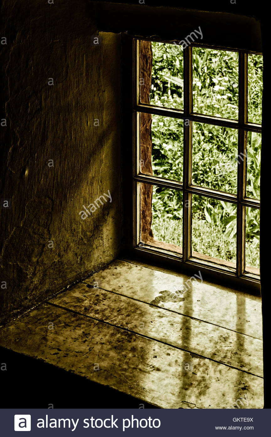 Dirty Old Windows High Resolution Stock Photography and Images - Alamy