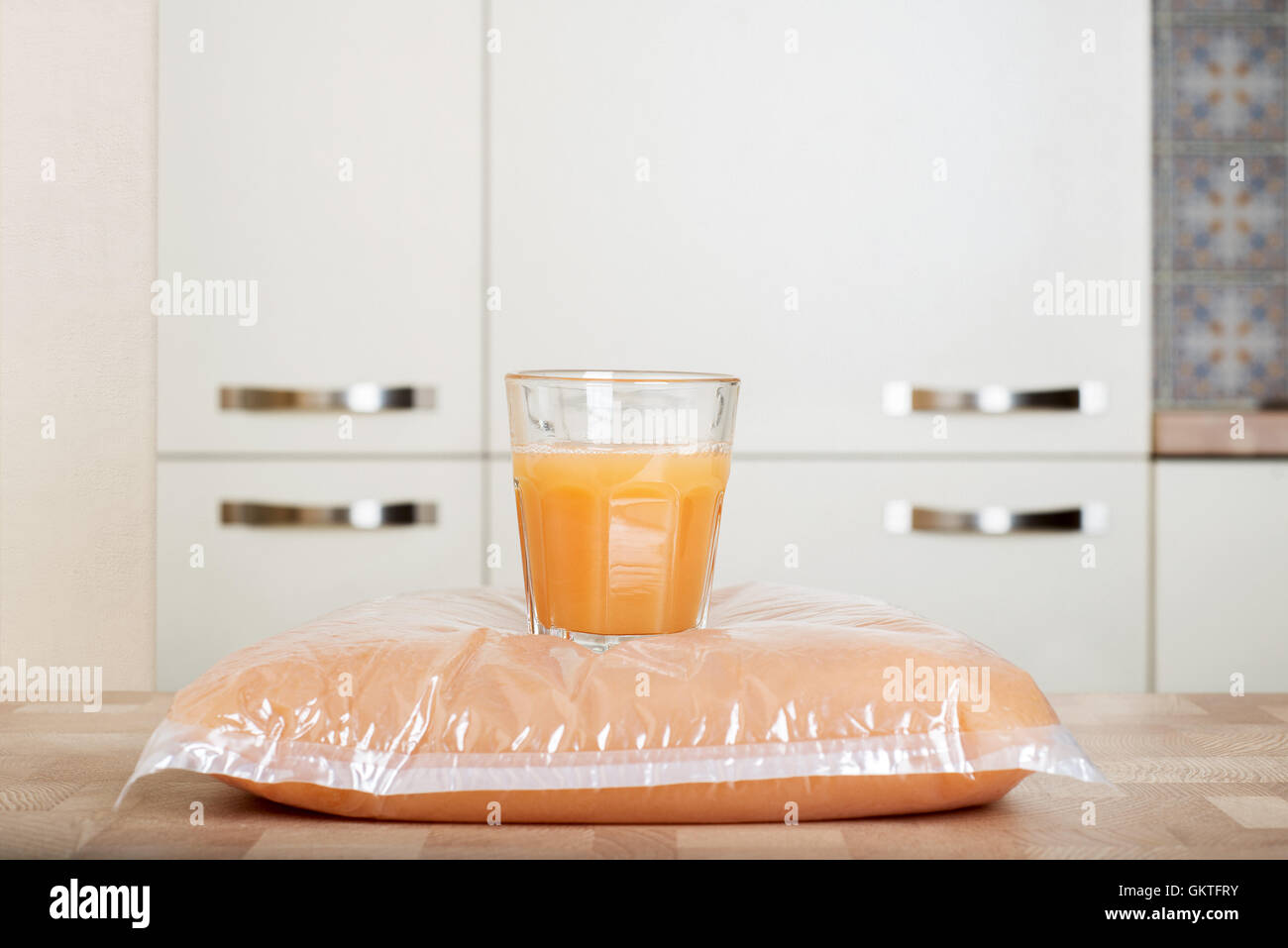 Full bladder hi-res stock photography and images - Alamy