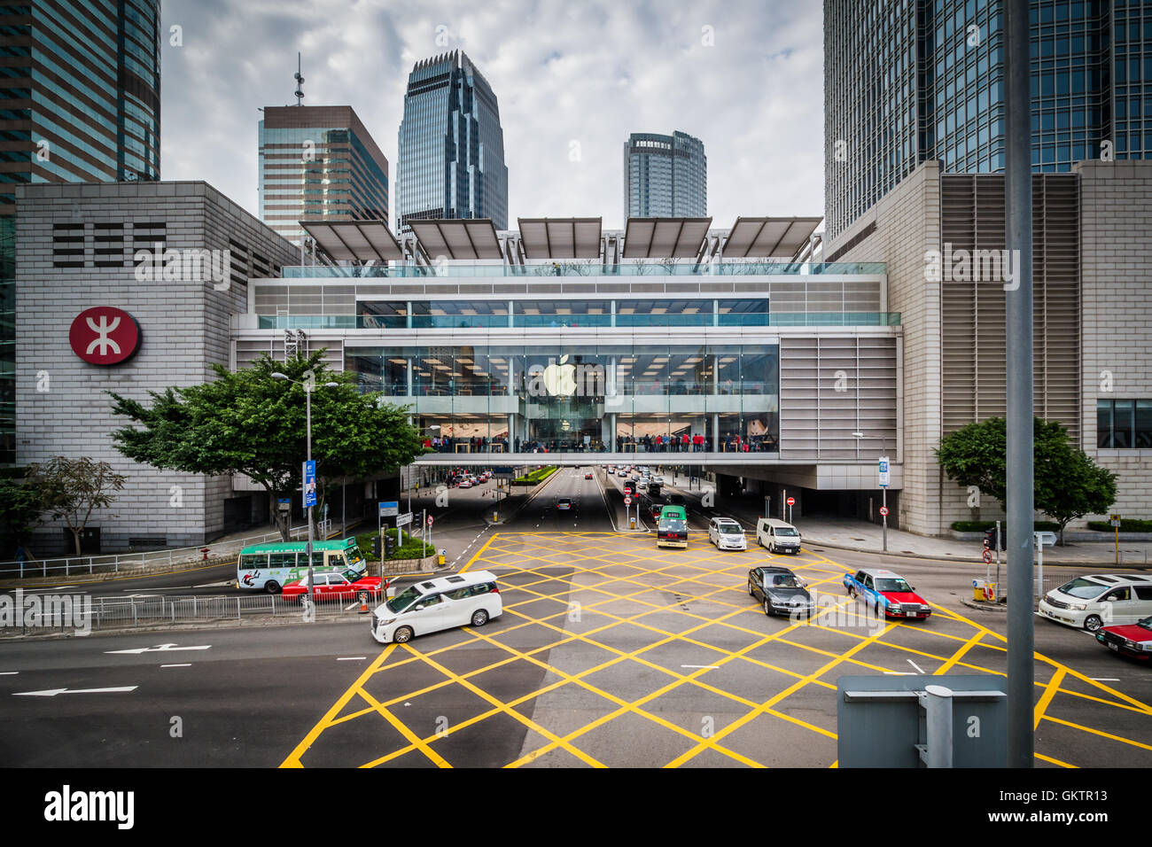 Major intersection at Central, in Hong Kong Stock Photo - Alamy