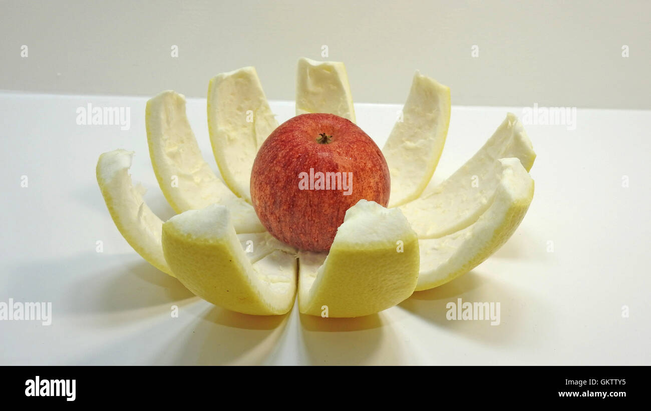 Isolated Yellow Grapefruit Stock Photo - Alamy