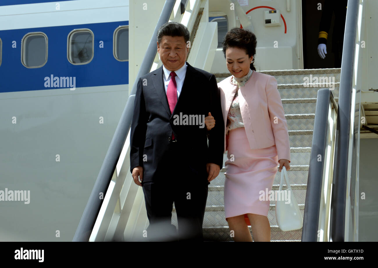Belgrade, Serbia. 17th June, 2016. Chinese President Xi Jinping's plane ...