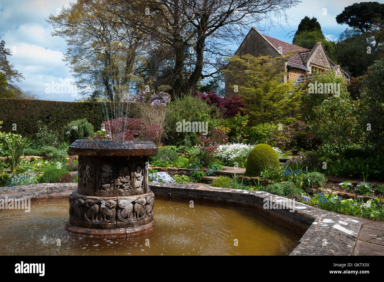 Kiftsgate court hi-res stock photography and images - Alamy