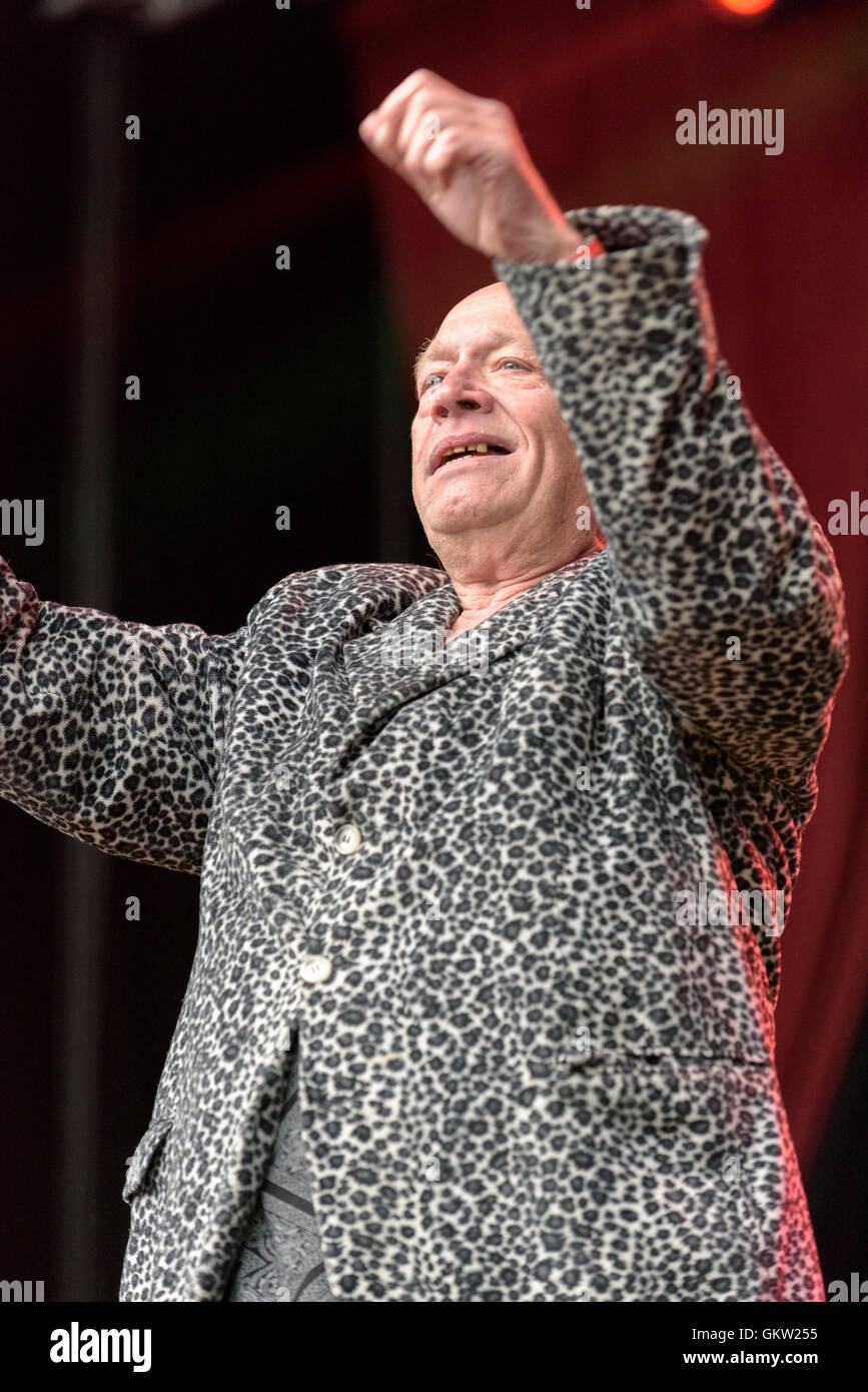 Buster bloodvessel hi-res stock photography and images - Alamy