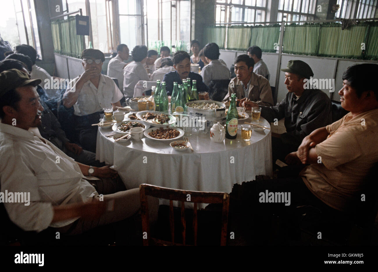1980s chinese restaurant hi-res stock photography and images - Alamy
