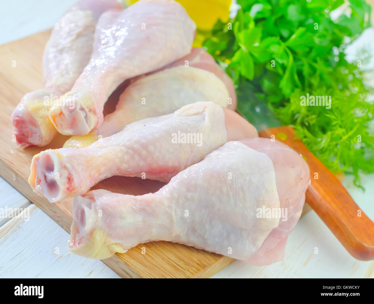 Cuts of chicken hi-res stock photography and images - Alamy