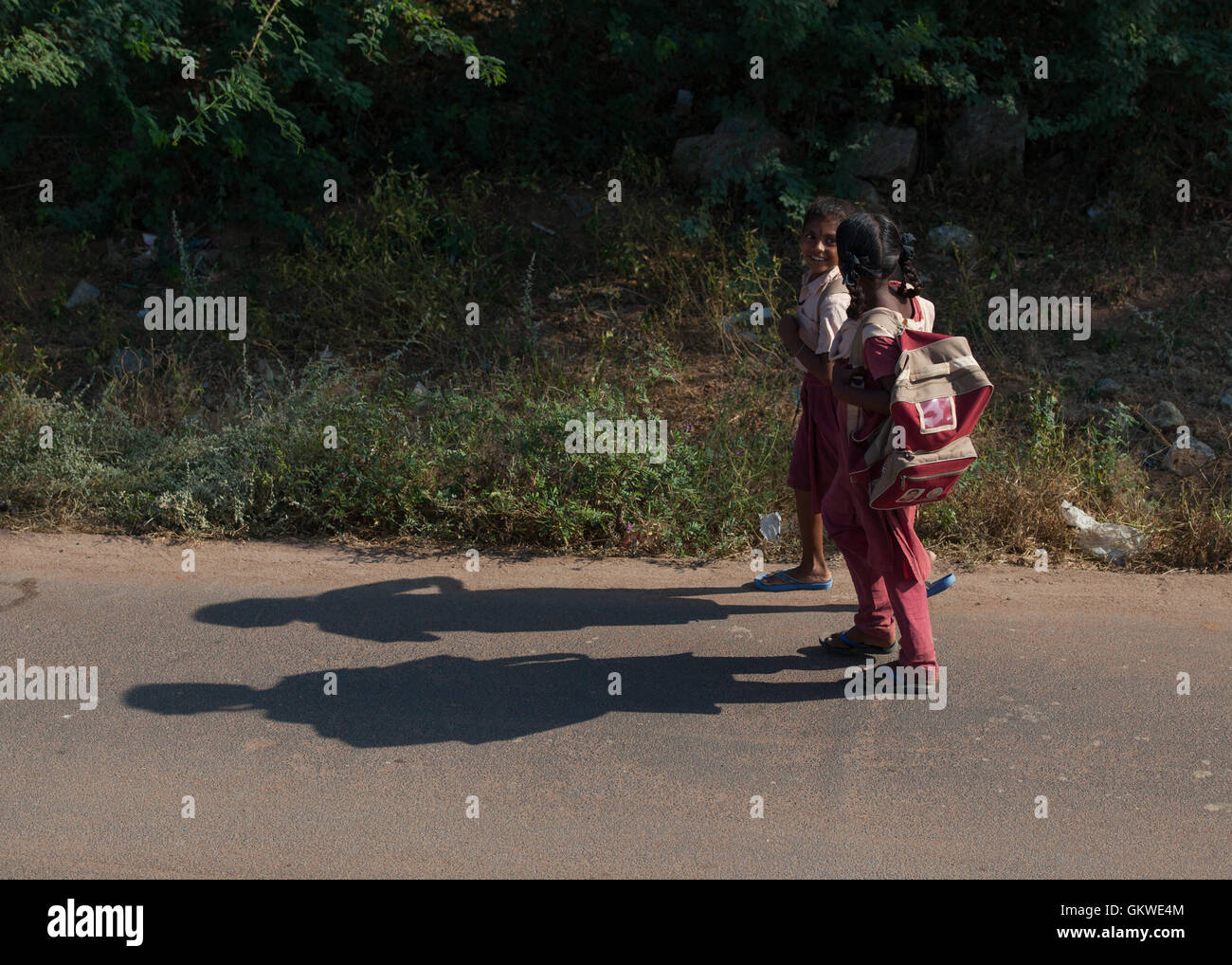 School children walking home hi-res stock photography and images - Alamy