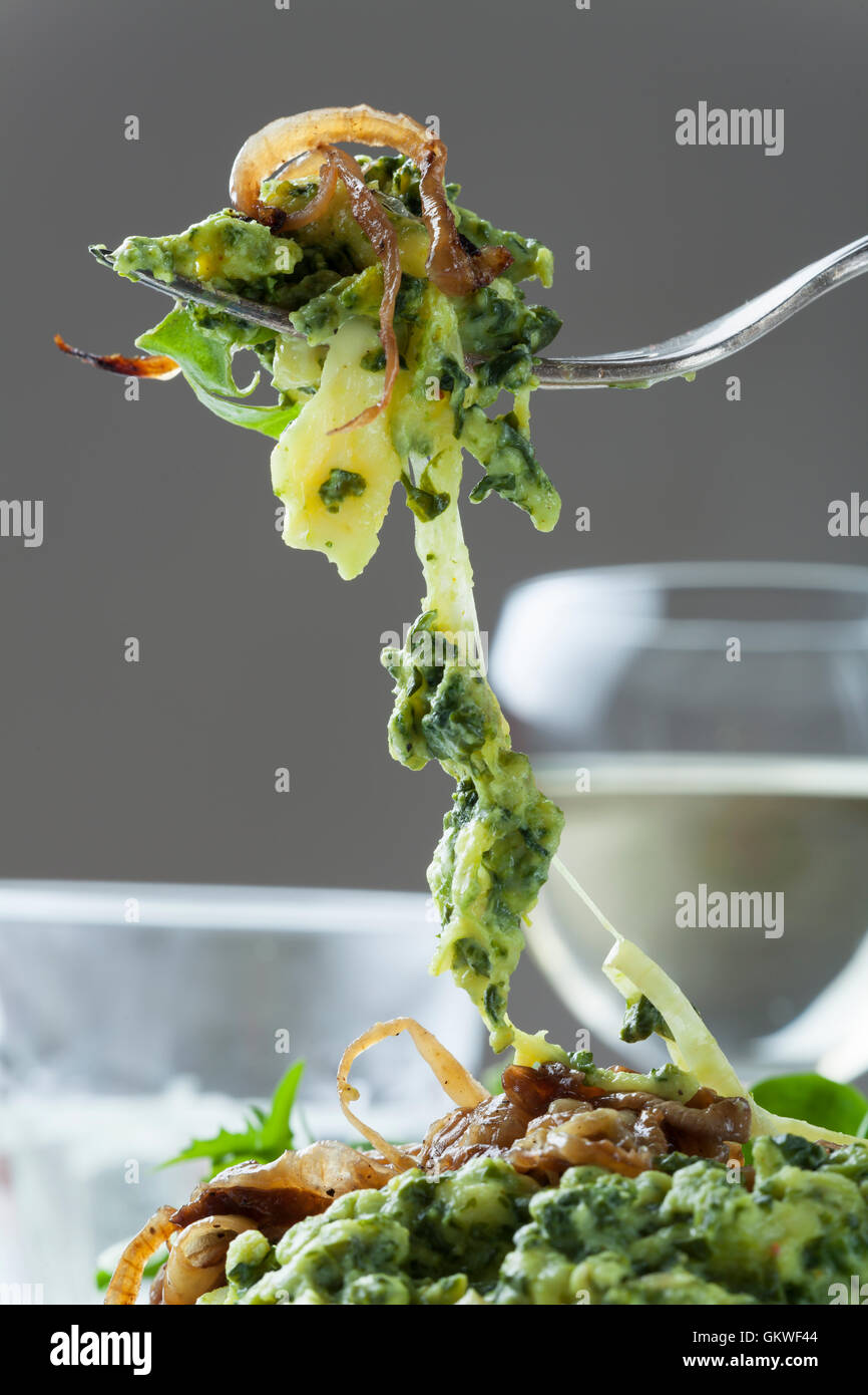 spaetzle with spinach, a bavarian speciality Stock Photo - Alamy