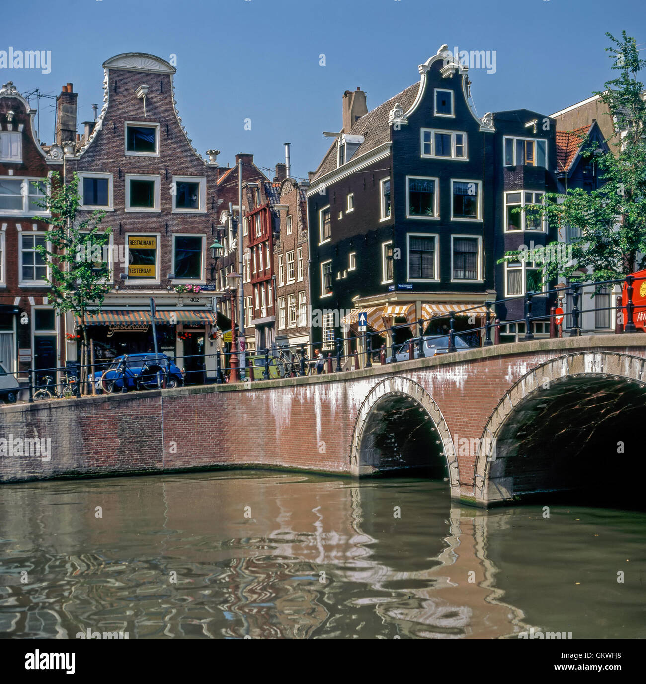 Amsterdam canal bridge hi-res stock photography and images - Alamy