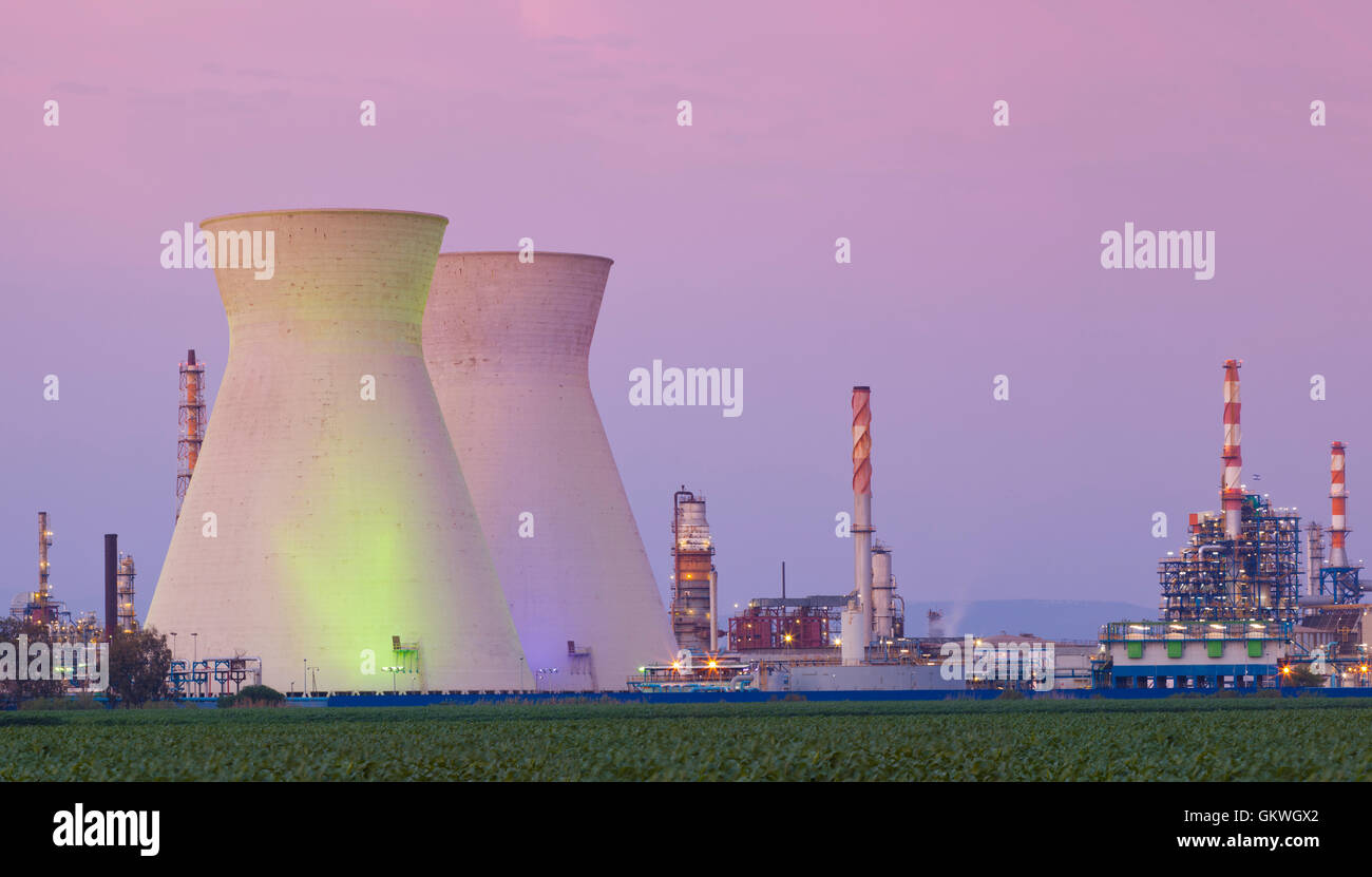 Nuclear power energy generation hi-res stock photography and images - Alamy
