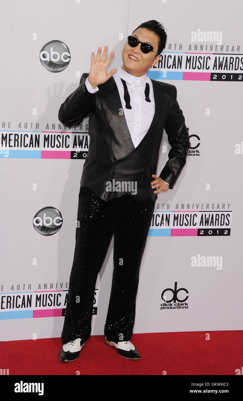 LOS ANGELES, CA - NOVEMBER 18: Psy at The 40th Annual American Music ...