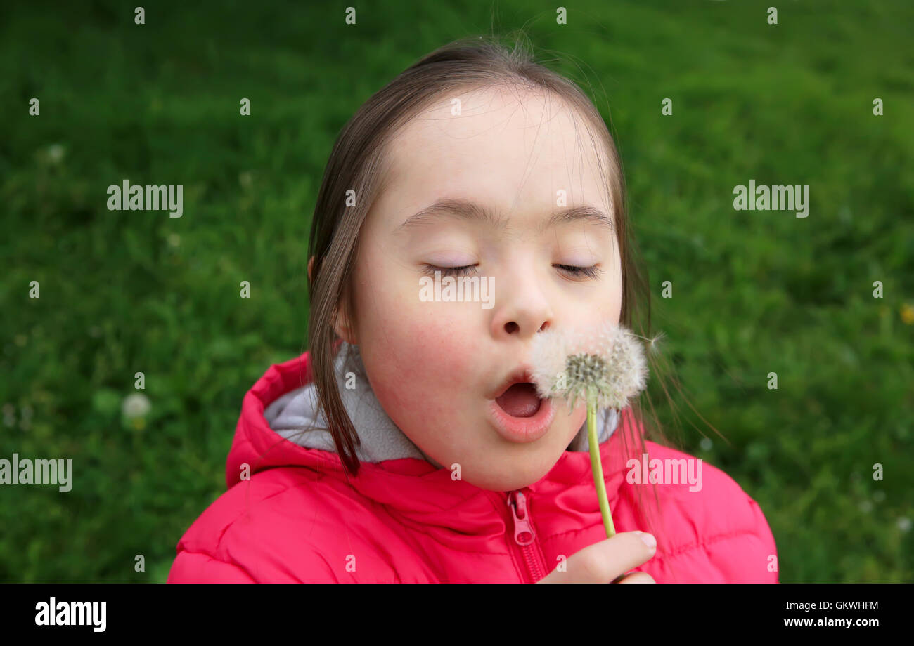 Portrait of beautiful girl in the park Stock Photo - Alamy