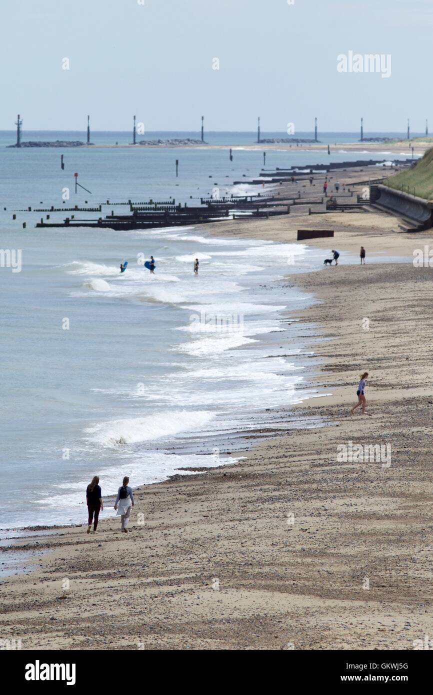 Happisburgh beach in Norfolk Stock Photo - Alamy