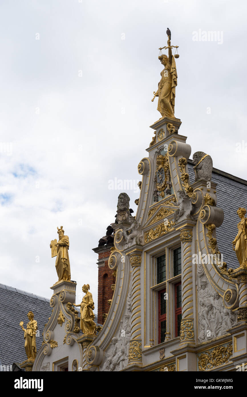 Moses and Lady Justice on Palace of Justice Stock Photo - Alamy