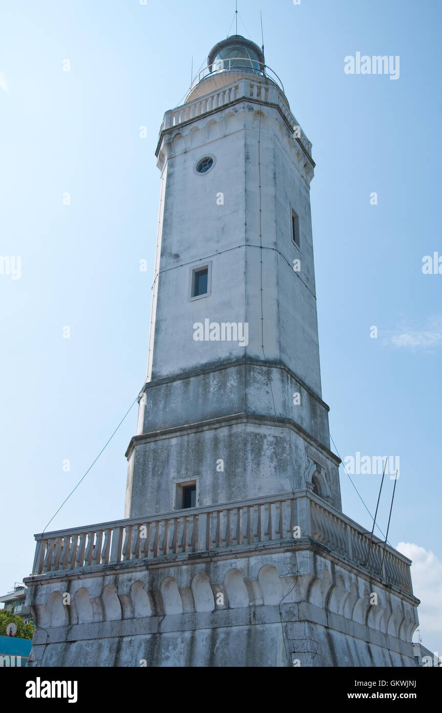 White lighthouse hi-res stock photography and images - Alamy