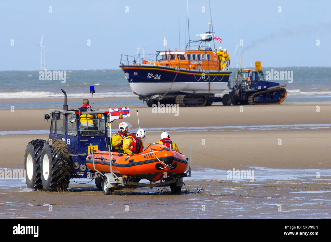 Inshore lifeboat lifeboat crew hi-res stock photography and images - Alamy