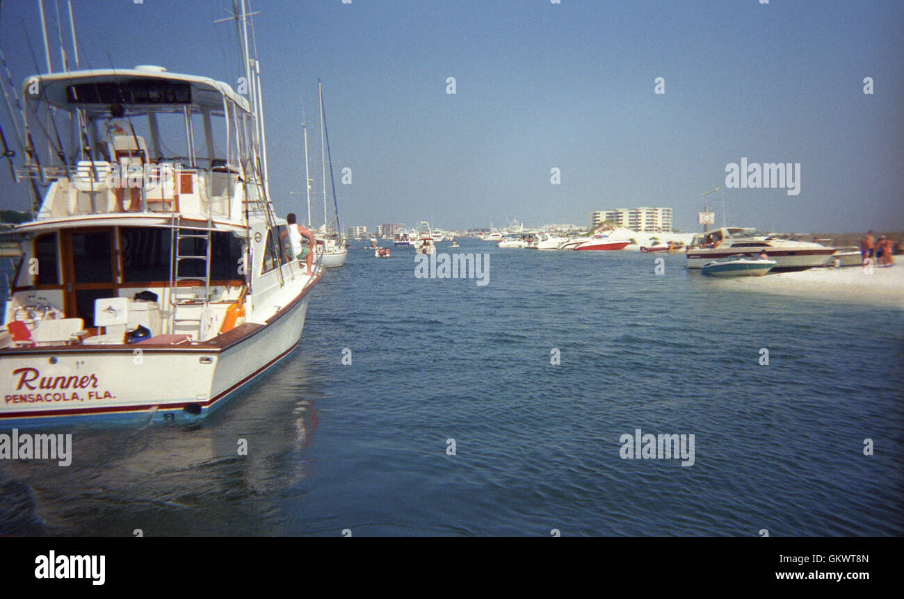Mexico boating boaters hi-res stock photography and images - Alamy