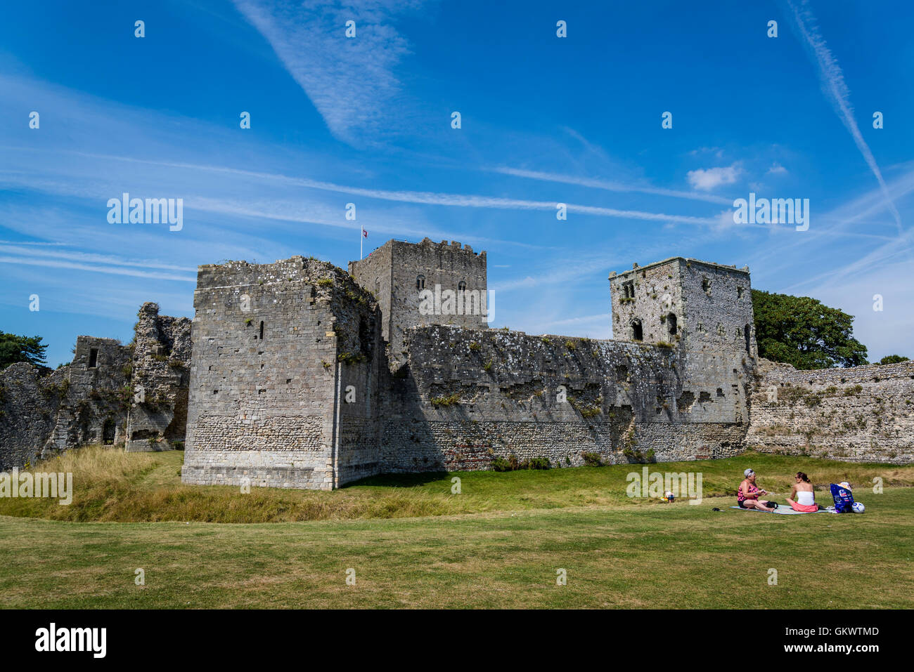 Portchester castle hi-res stock photography and images - Alamy