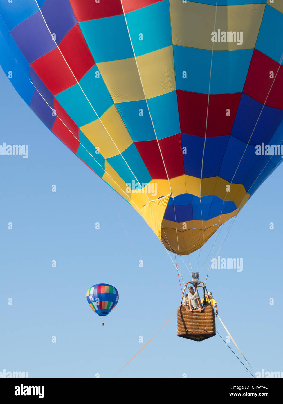 Balloon rides hi-res stock photography and images - Alamy