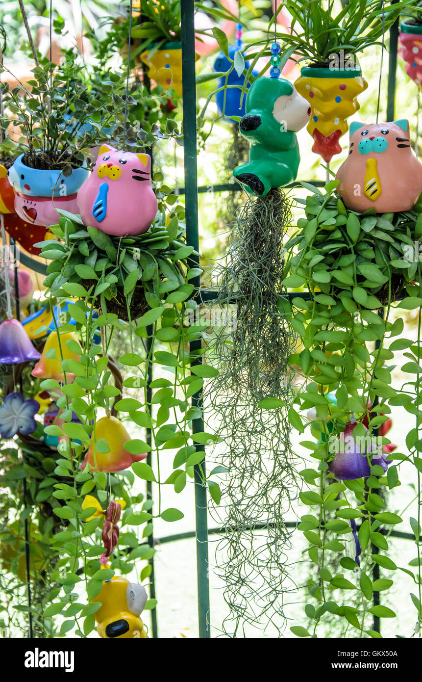 Vertical garden hi-res stock photography and images - Alamy