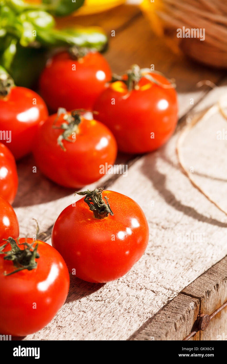 fresh cherry tomatoes Stock Photo - Alamy