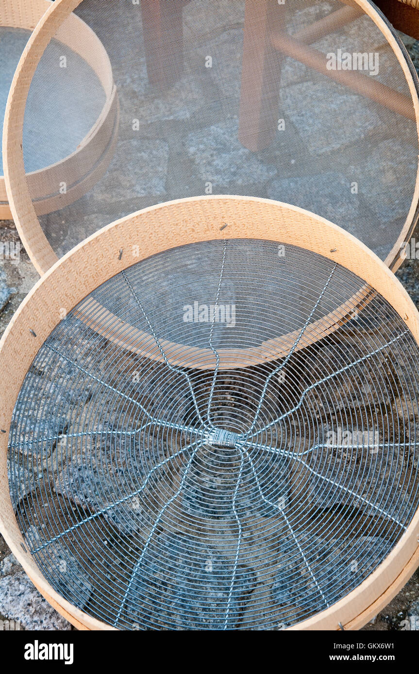 Sieves Stock Photos & Sieves Stock Images - Alamy