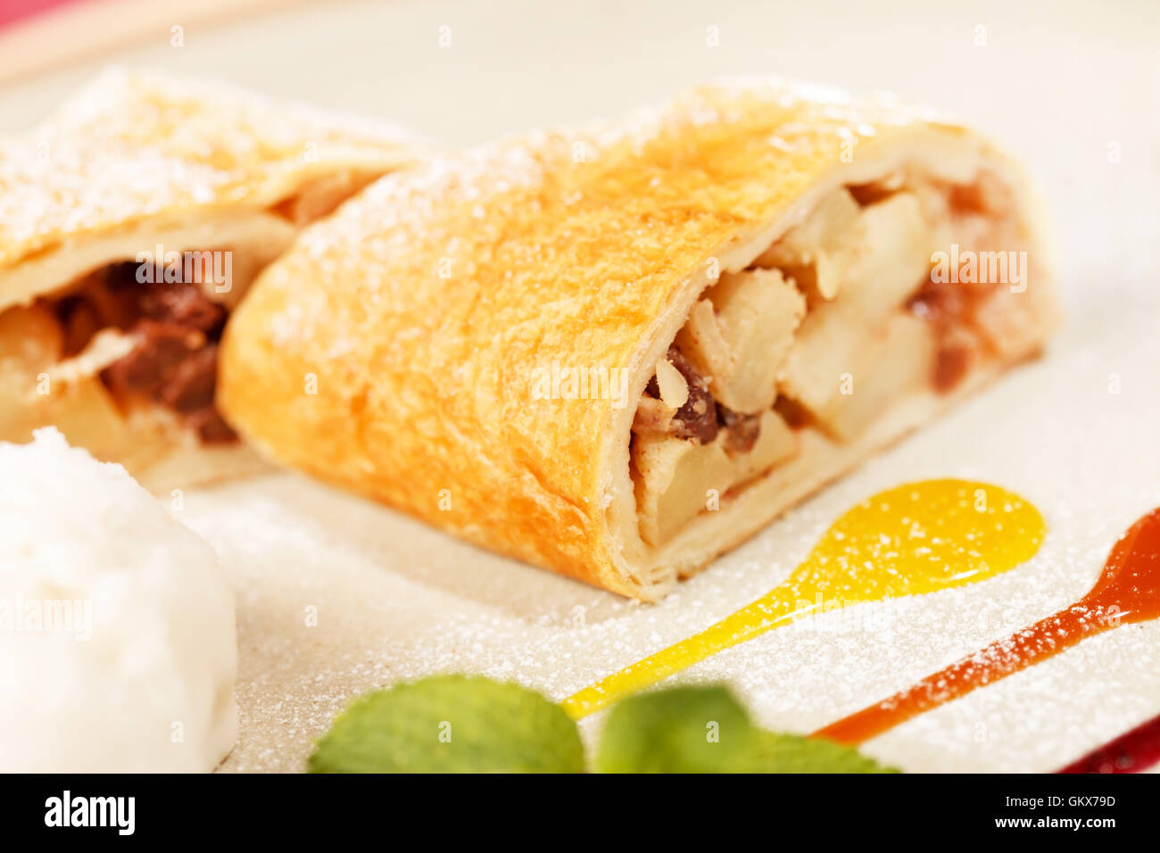apple strudel with vanilla ice cream Stock Photo - Alamy