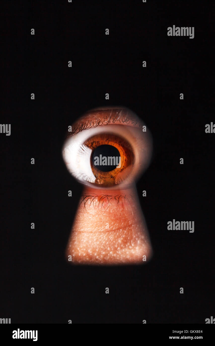 Looking through a keyhole hi-res stock photography and images - Alamy