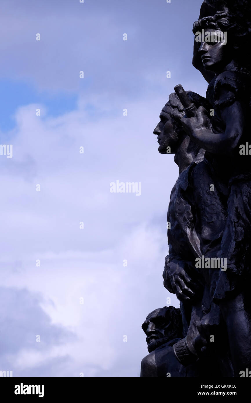 View of the western side of the Ghetto Heroes Monument by Nathan ...