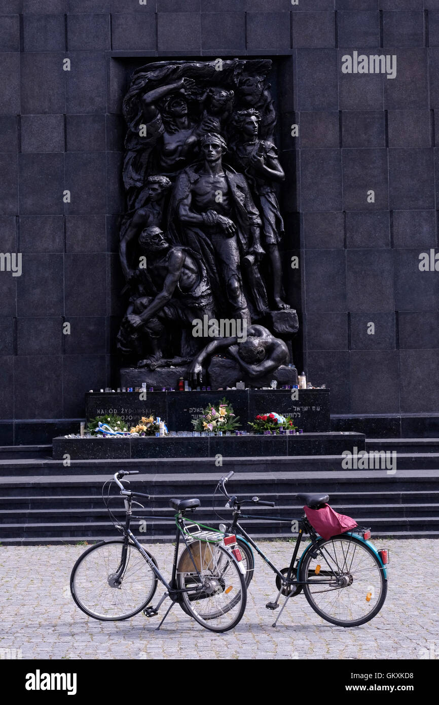 View of the western side of the Ghetto Heroes Monument by Nathan ...