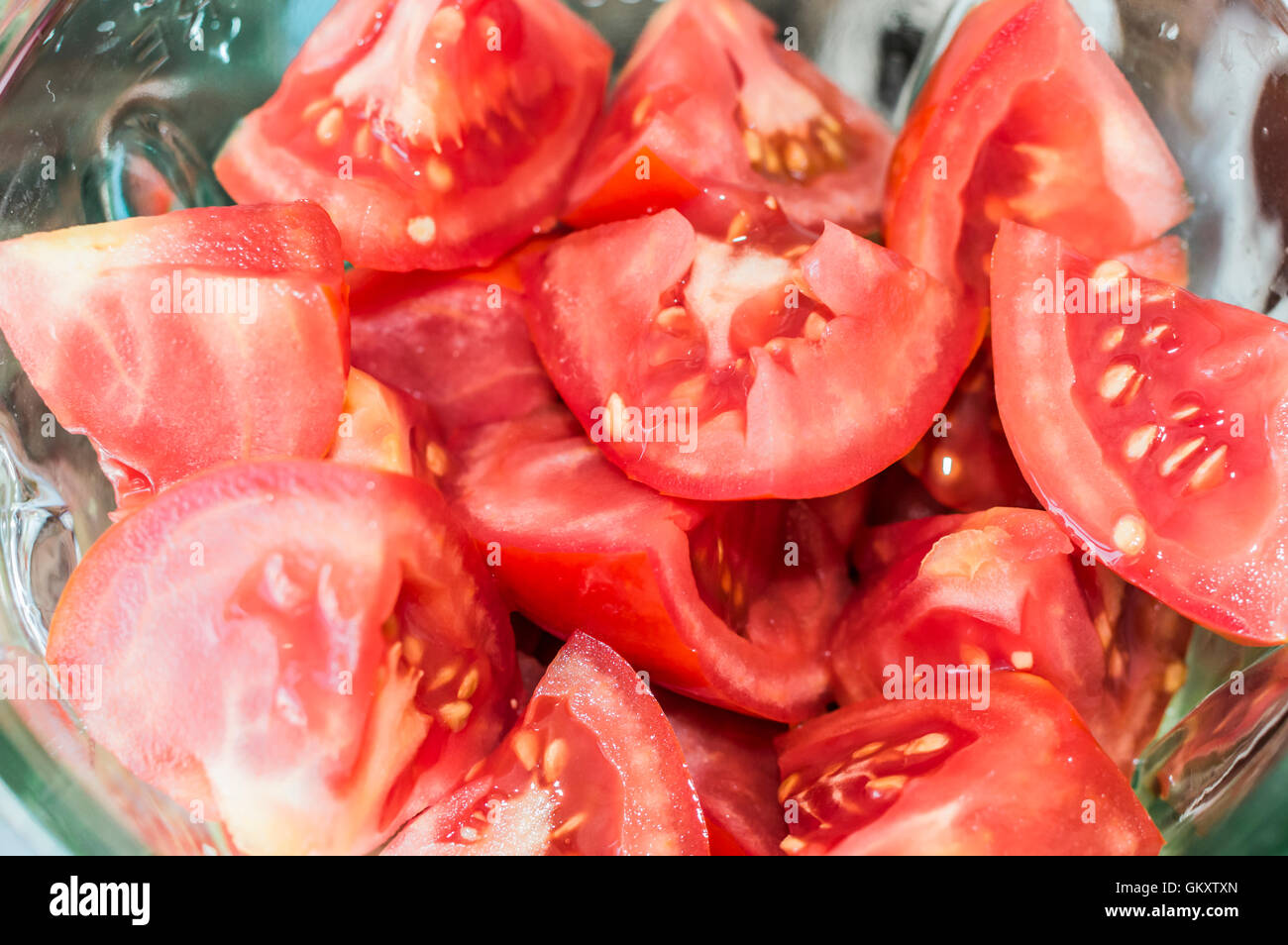 Fresh cut tomatoes in glass blender Stock Photo - Alamy
