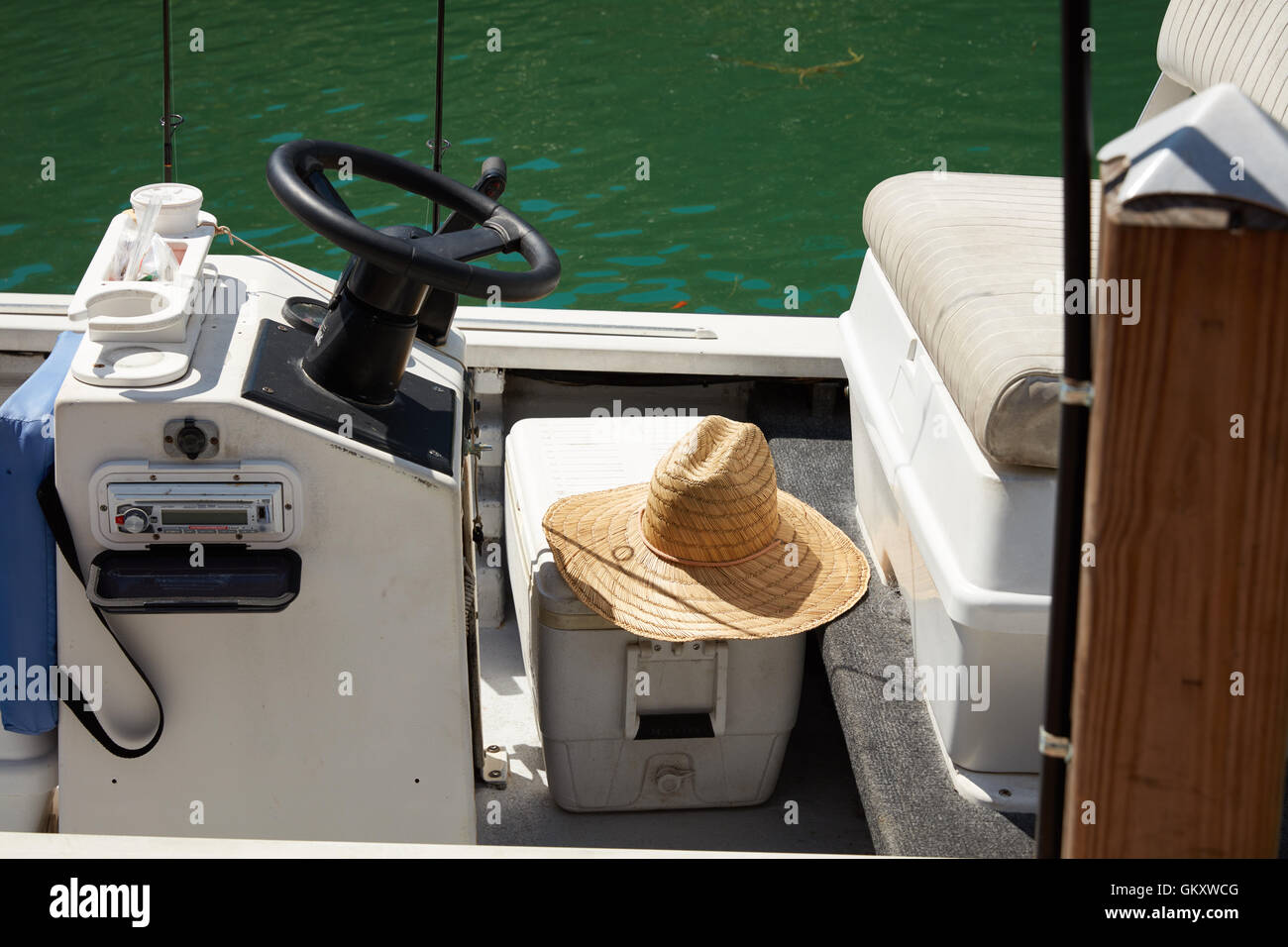 Hat boat hi-res stock photography and images - Alamy