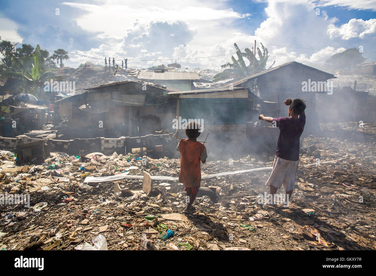 Children on rubbish dump hi-res stock photography and images - Alamy