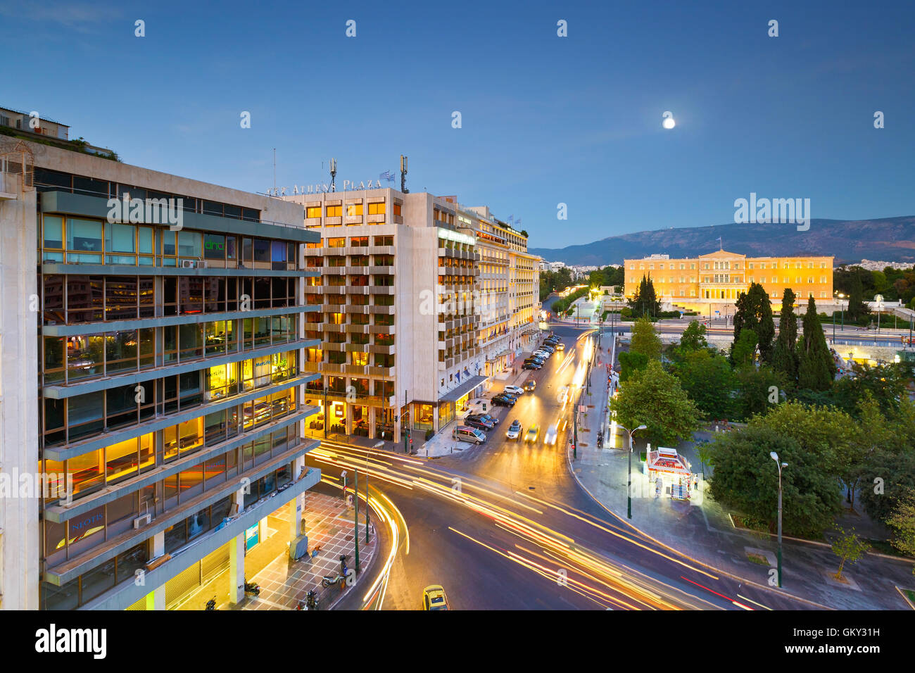 Syntagma square and building of parliament in central Athens Stock ...