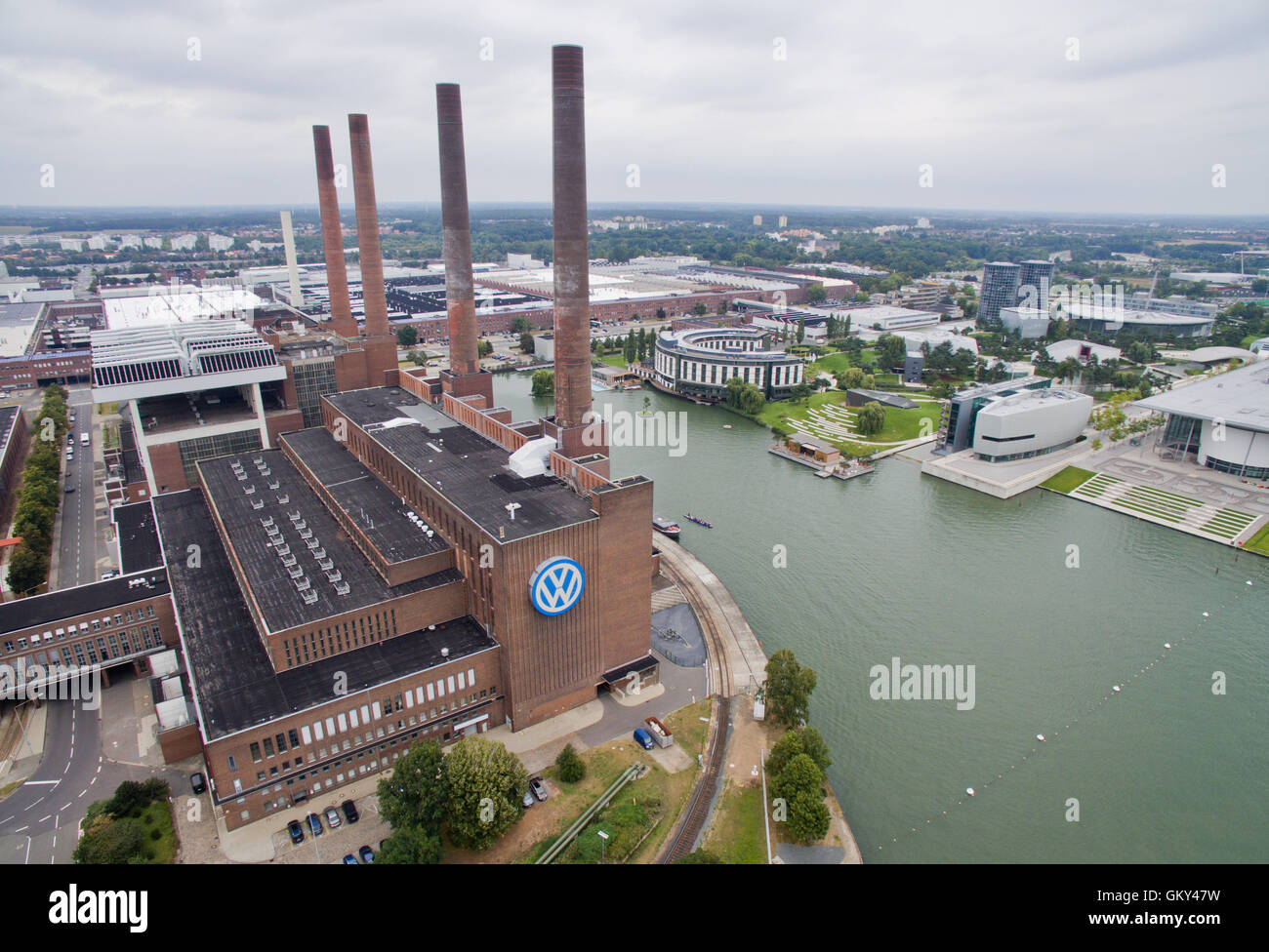 Volkswagen factory aerial wolfsburg hi-res stock photography and images ...