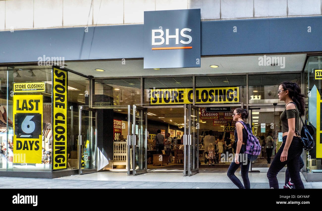 BHS Closing down sale, York, August 2016 Stock Photo - Alamy