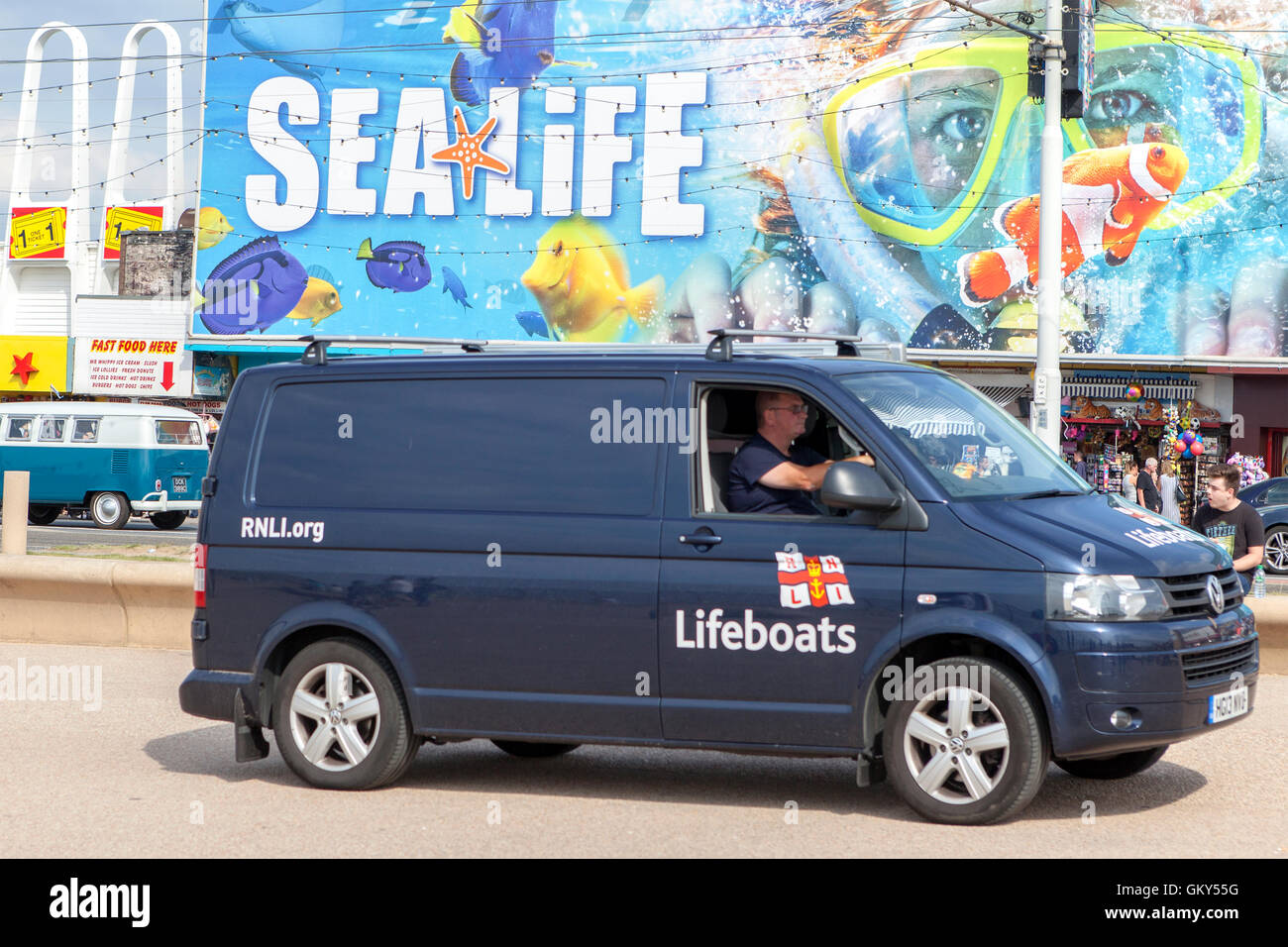 rnli lifeguard sea save rescue rescuer emergency drown drowning water ...