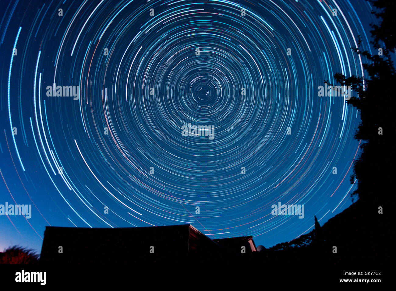 Star trails around north stars hi-res stock photography and images - Alamy