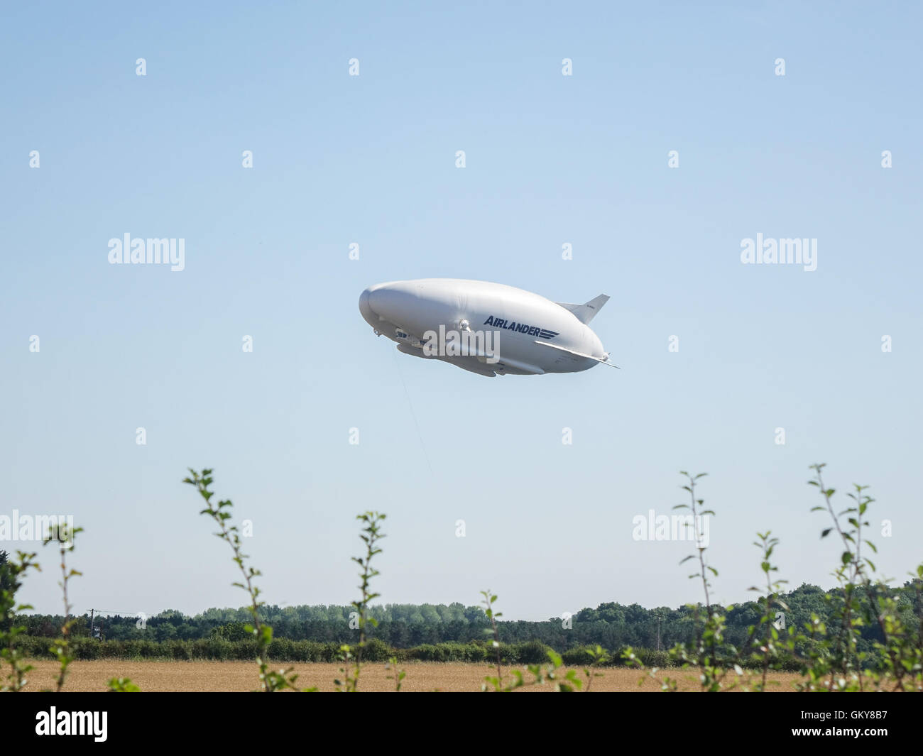 Bedfordshire, UK. 24th August, 2016, The Hybrid Air Vehicles (HAV ...
