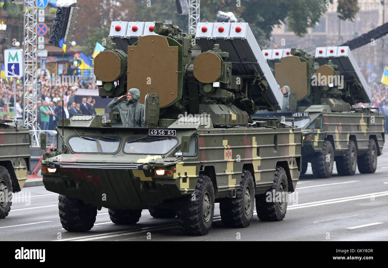 Kiev, Ukraine. 24th August, 2016. Military equipment of Armed Forces of ...