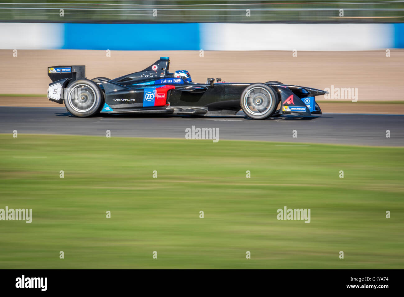 Donnington park race track hi-res stock photography and images - Alamy