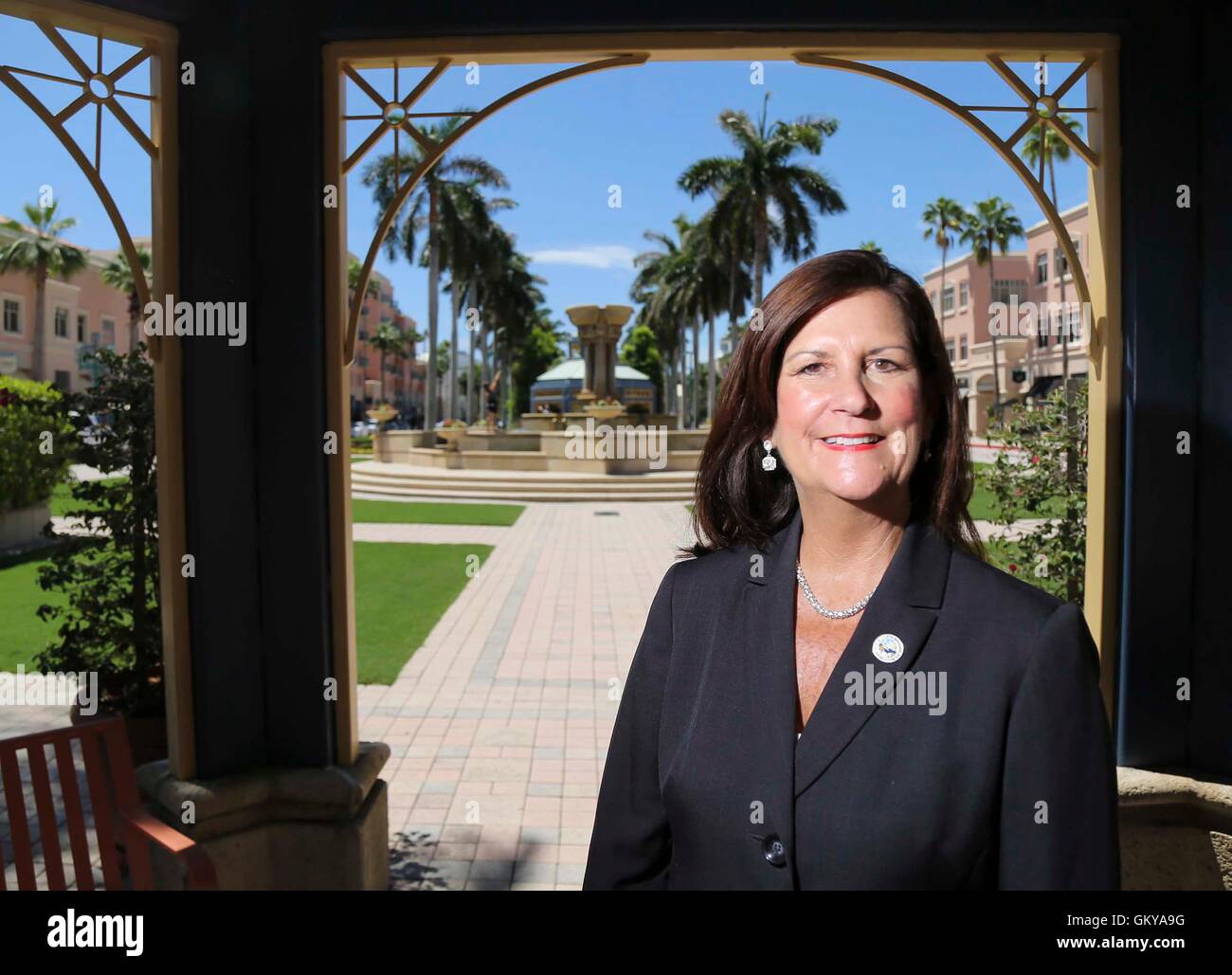 Florida Boca Raton Mizner Park Stock Photos & Florida Boca Raton Mizner ...