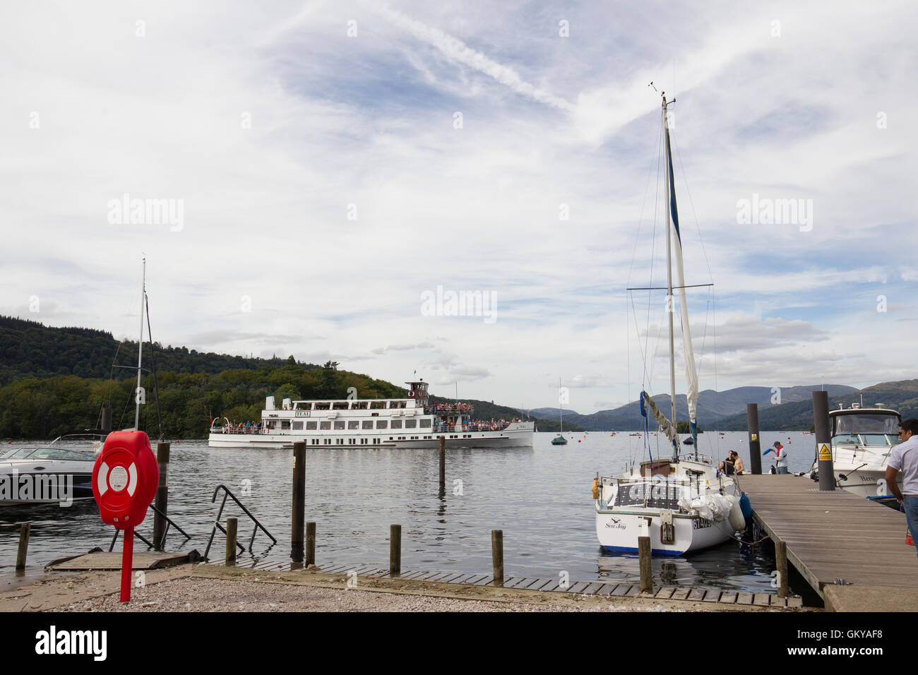 Lake Windermere Cumbria, UK. 24th August, 2016. UK Weather: Lake ...