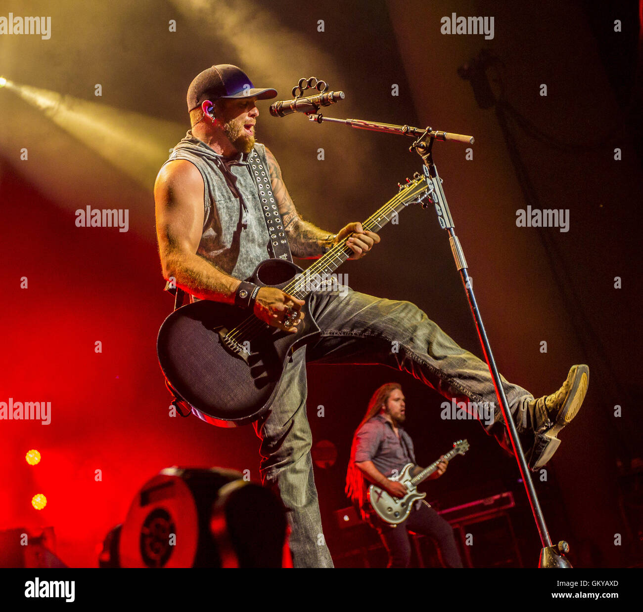 Brantley gilbert hi-res stock photography and images - Alamy