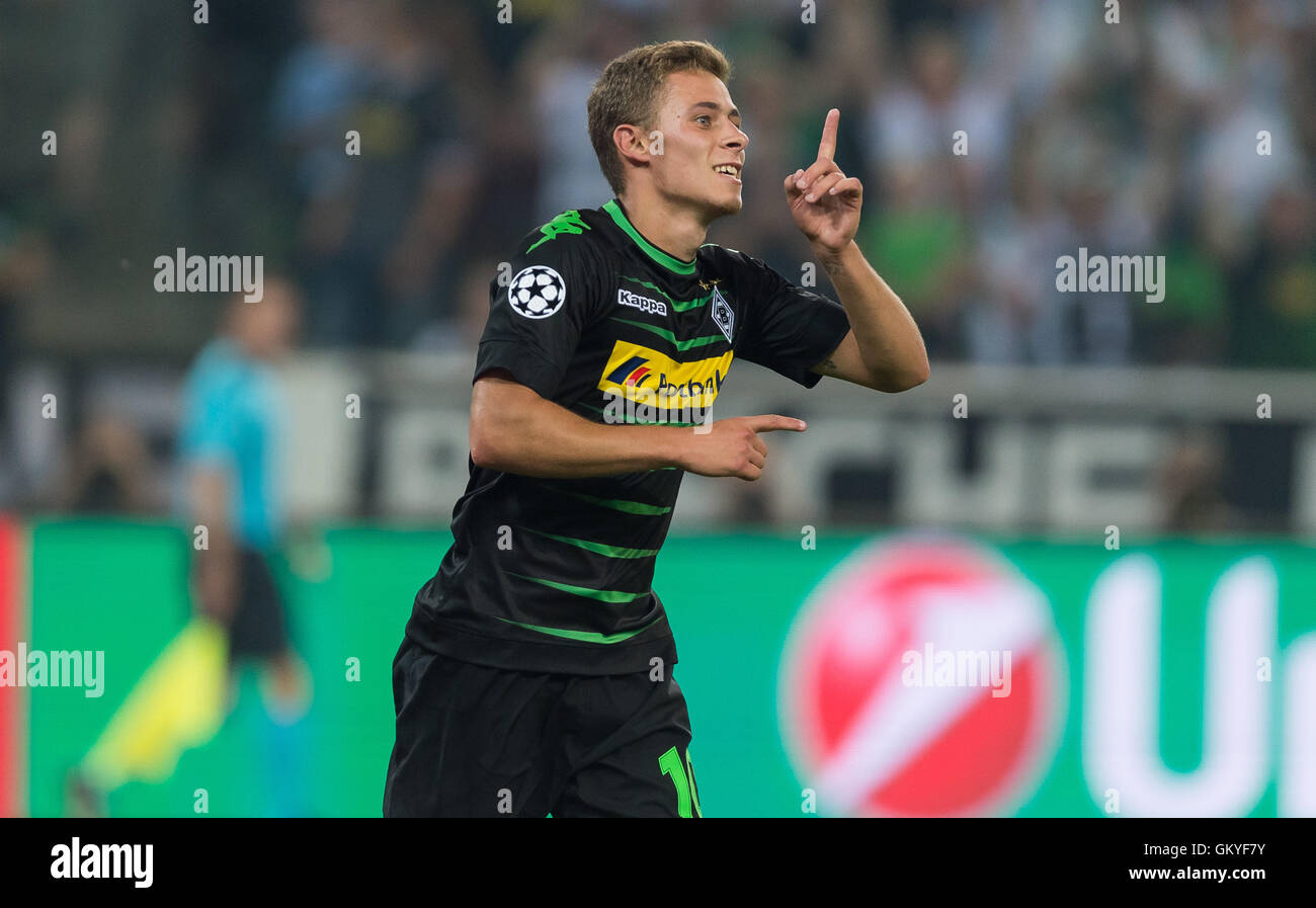 Moenchengladbach, Germany. 24th Aug, 2016. Gladbach's Thorgan Hazard ...