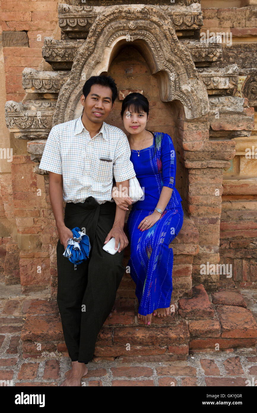 Longyi Woman High Resolution Stock Photography and Images - Alamy