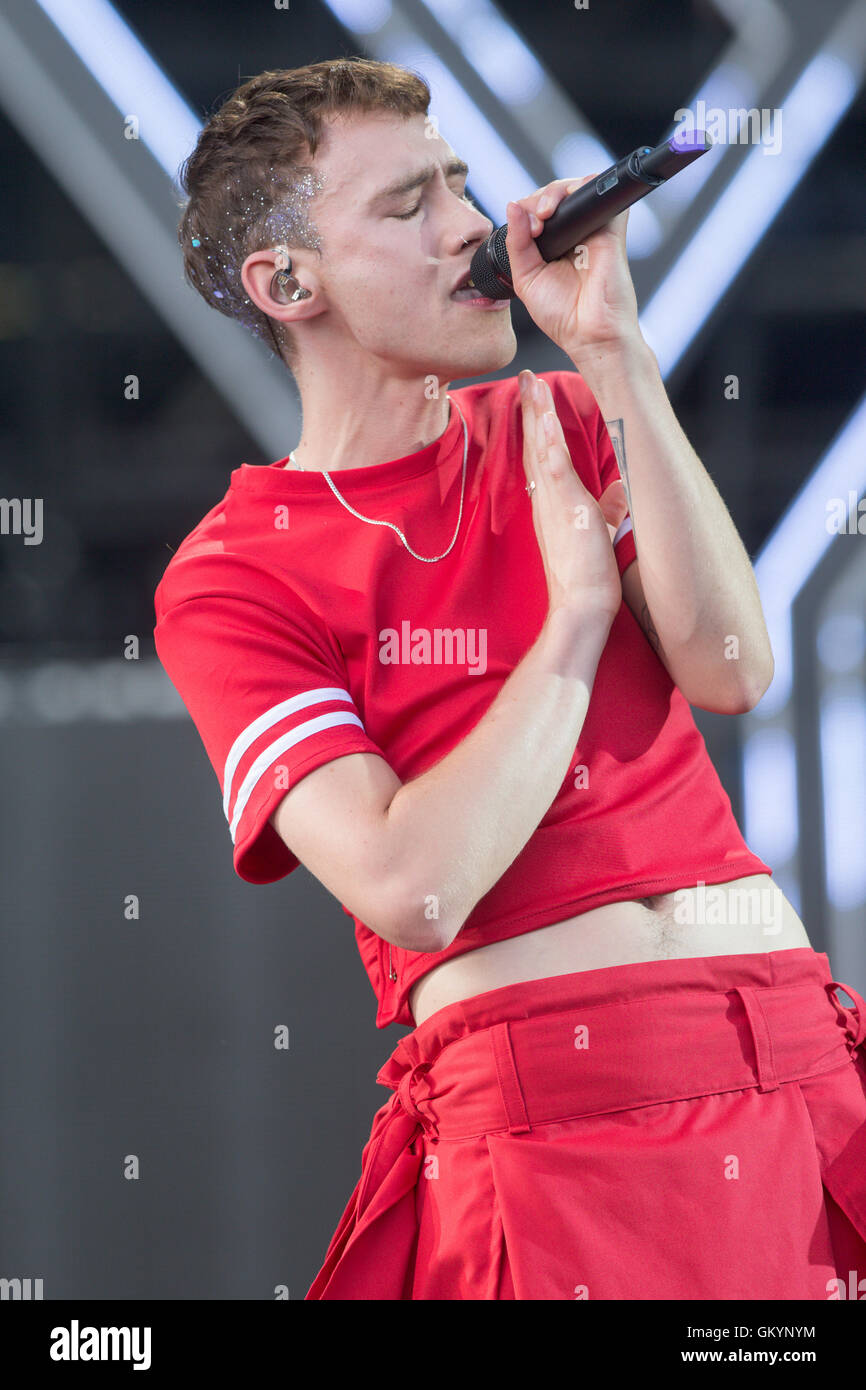 Olly Alexander Years Years Music Festival At Hylands Park High ...